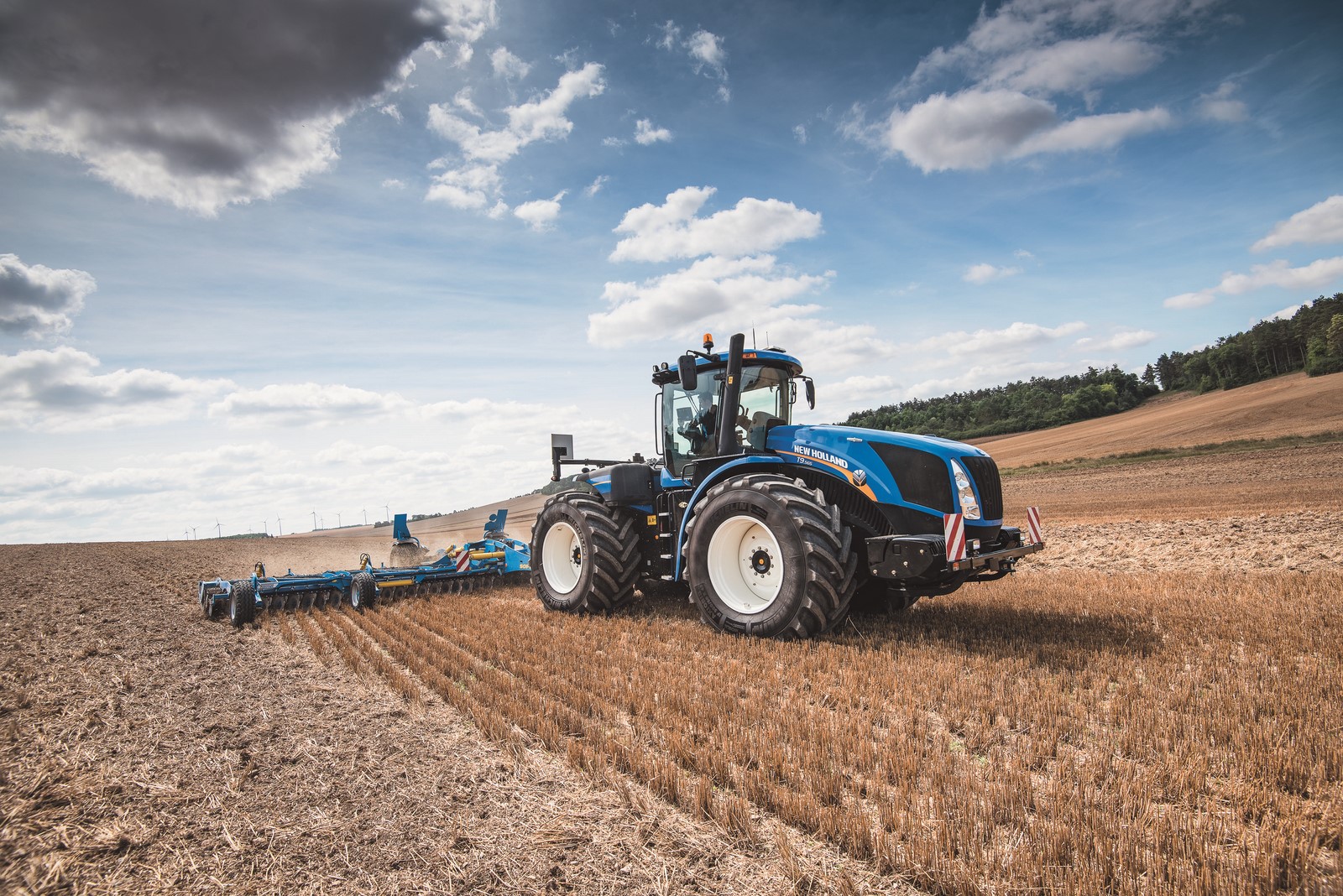 New Holland presenta el T9 Auto Command - Repuestos Agrícola Segovia ...